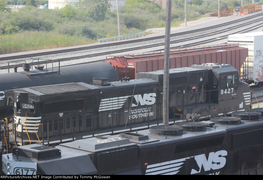 NS 8427